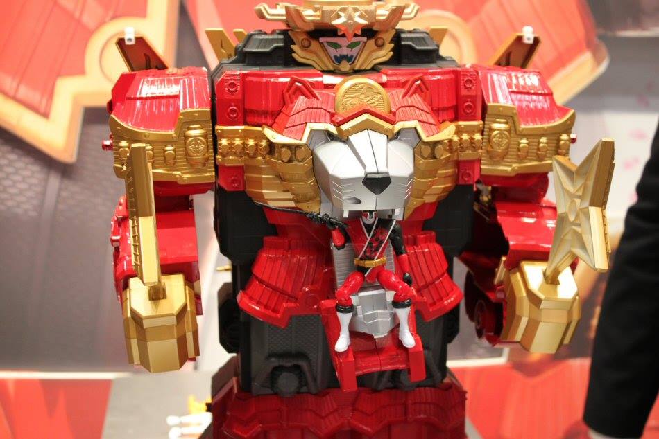 Power Rangers Ninja Steel - New Megazords & Gold Ranger Toys Spotted At ...