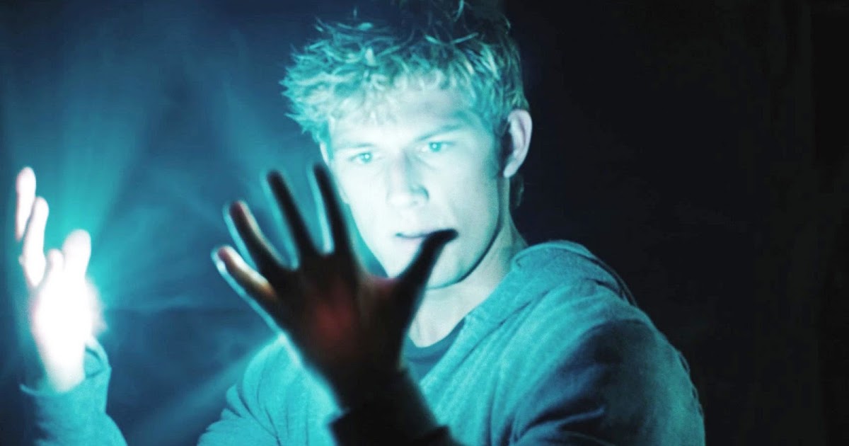 Movie Review: I Am Number Four (2011) | The Ace Black Movie Blog