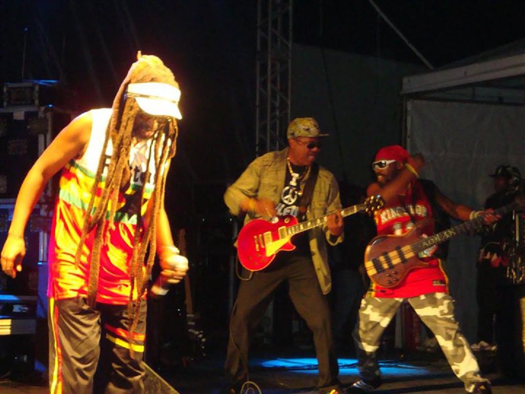 Reggaediscography: STEEL PULSE - PHOTOS: Live in Brazil 2011