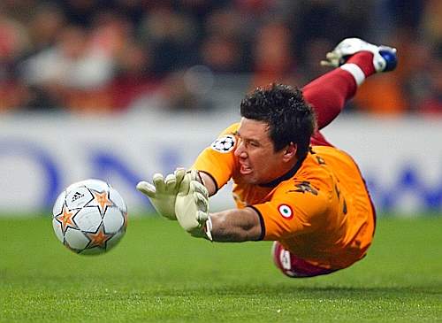 Stewart Downing dan Alexander Doni dalam genggaman | LIVERPOOL selaMAnYa