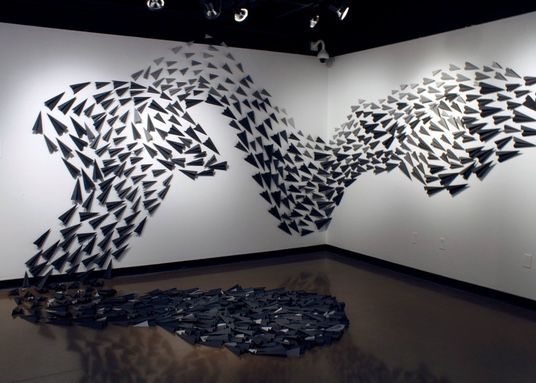 EWESPECIAL: Paper--Airplane Art