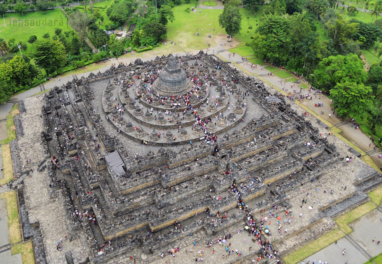 Candi Borobudur - Jasa Foto Udara - Foto Udara