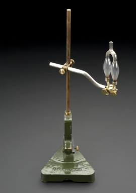 Frank Neuhauser (1913-2011) | IL MORTO DEL MESE