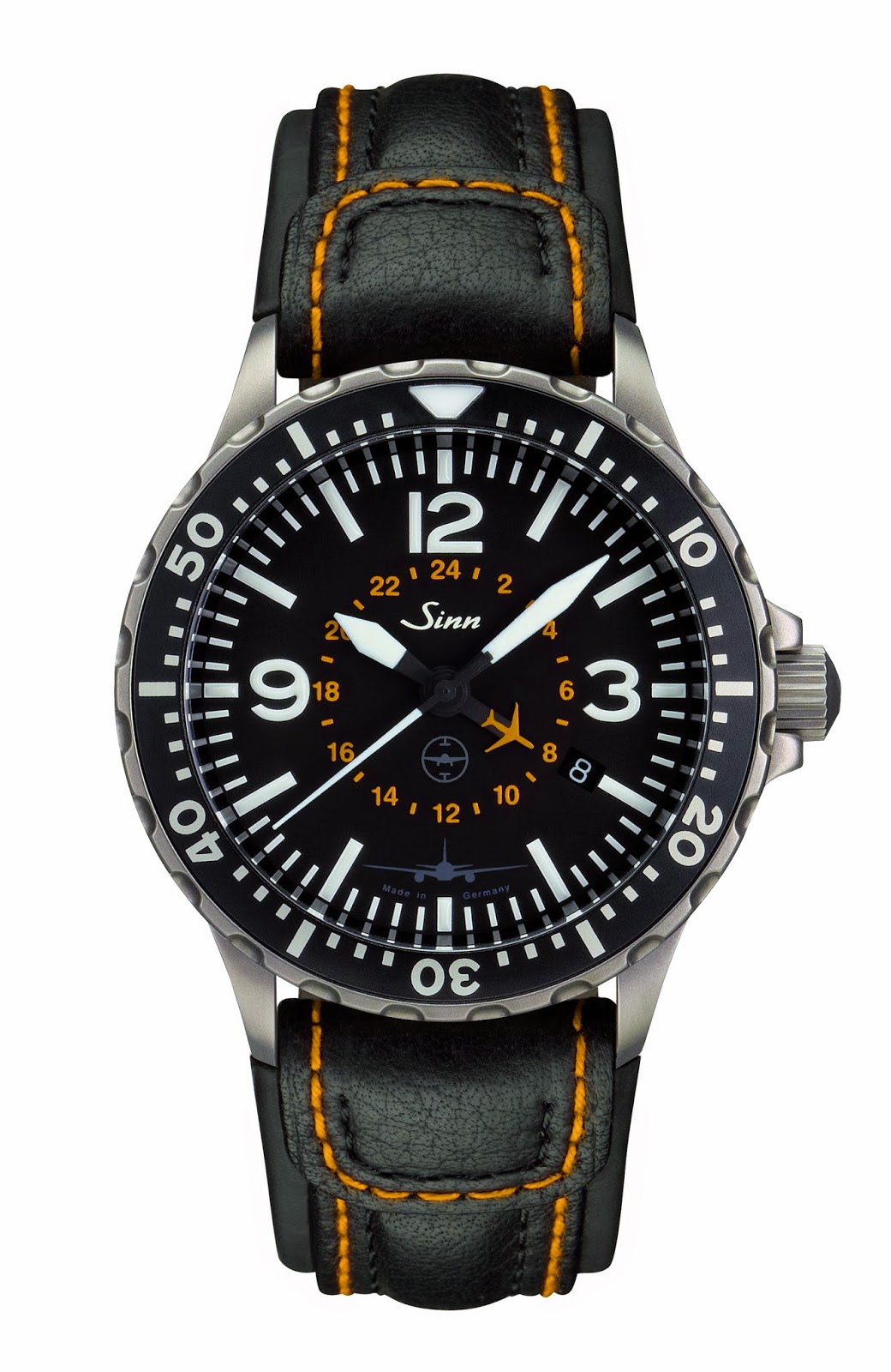 Sinn Club SEA: The Professional Pilot Watch - 857 UTC TESTAF LH Cargo