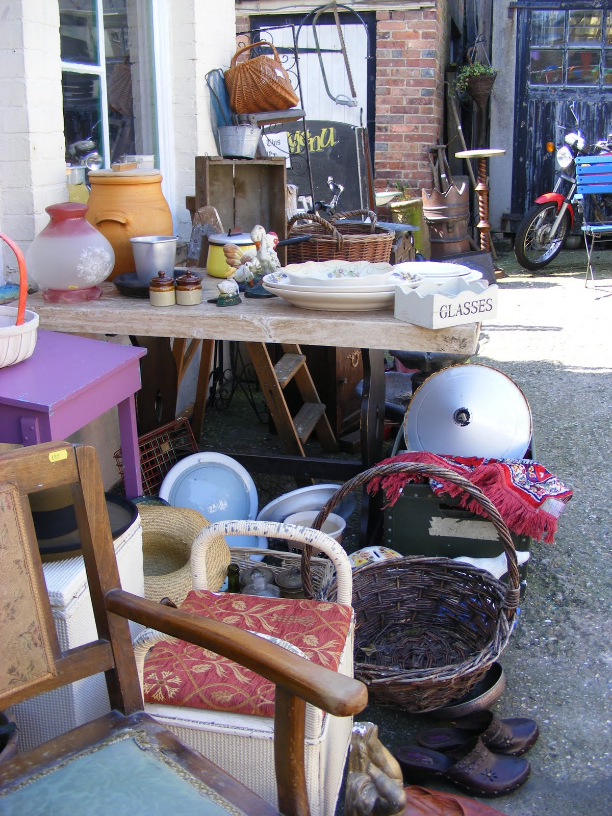 All About Abbie...: Vintage, Antique and Junk Shops In Hastings Old Town