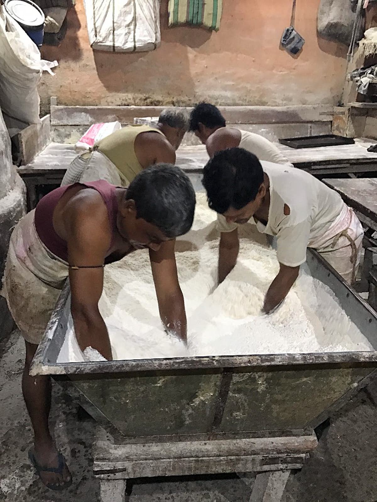 Arjunpuri in Qatar: Hand-made bread at Ahmed Ali Bakery is Kolkata’s ...