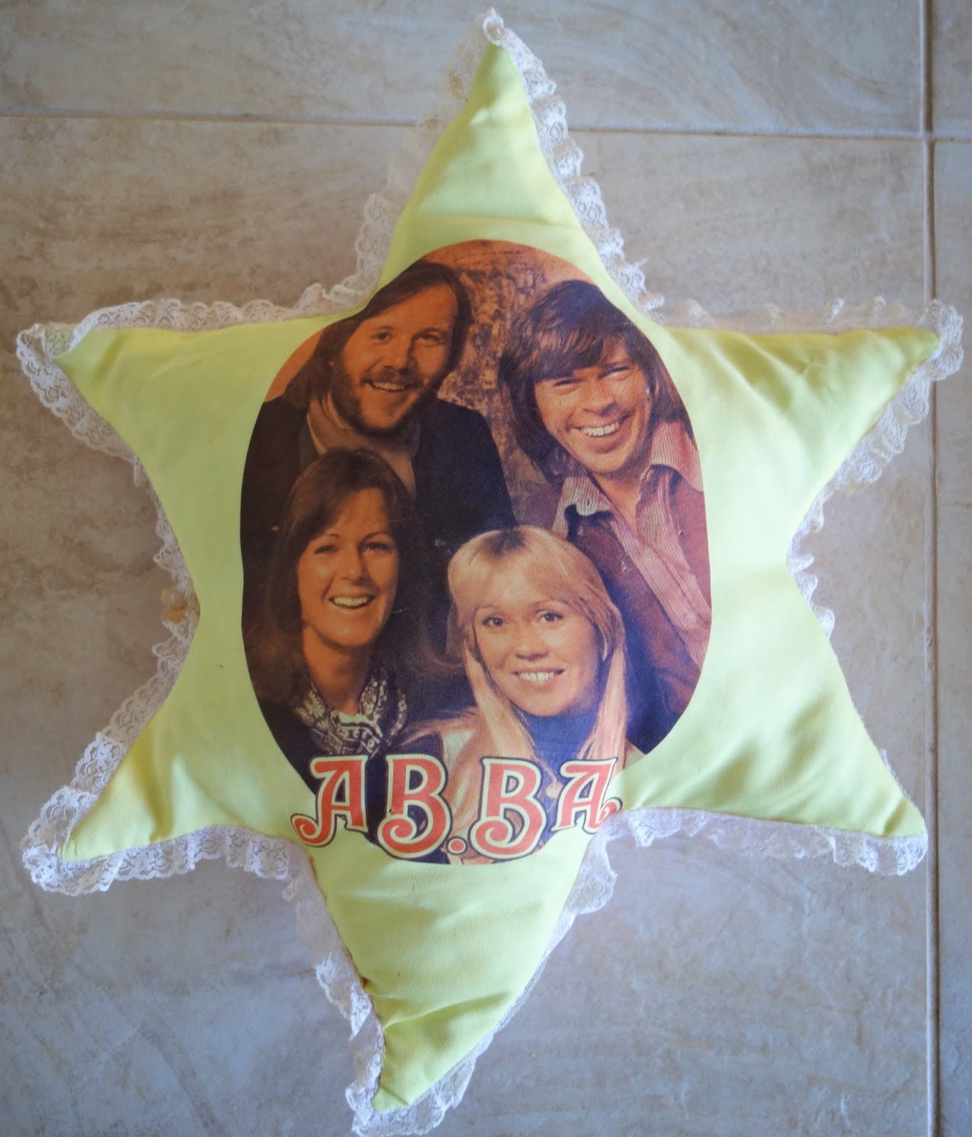 ABBAFanatic: New ABBA Collection Items - ABBA Photos, ABBA Cushion