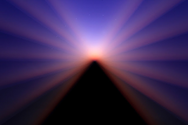 Light Painting : Pyramids In The Sky - Photography Blog Tips - ISO 1200 ...