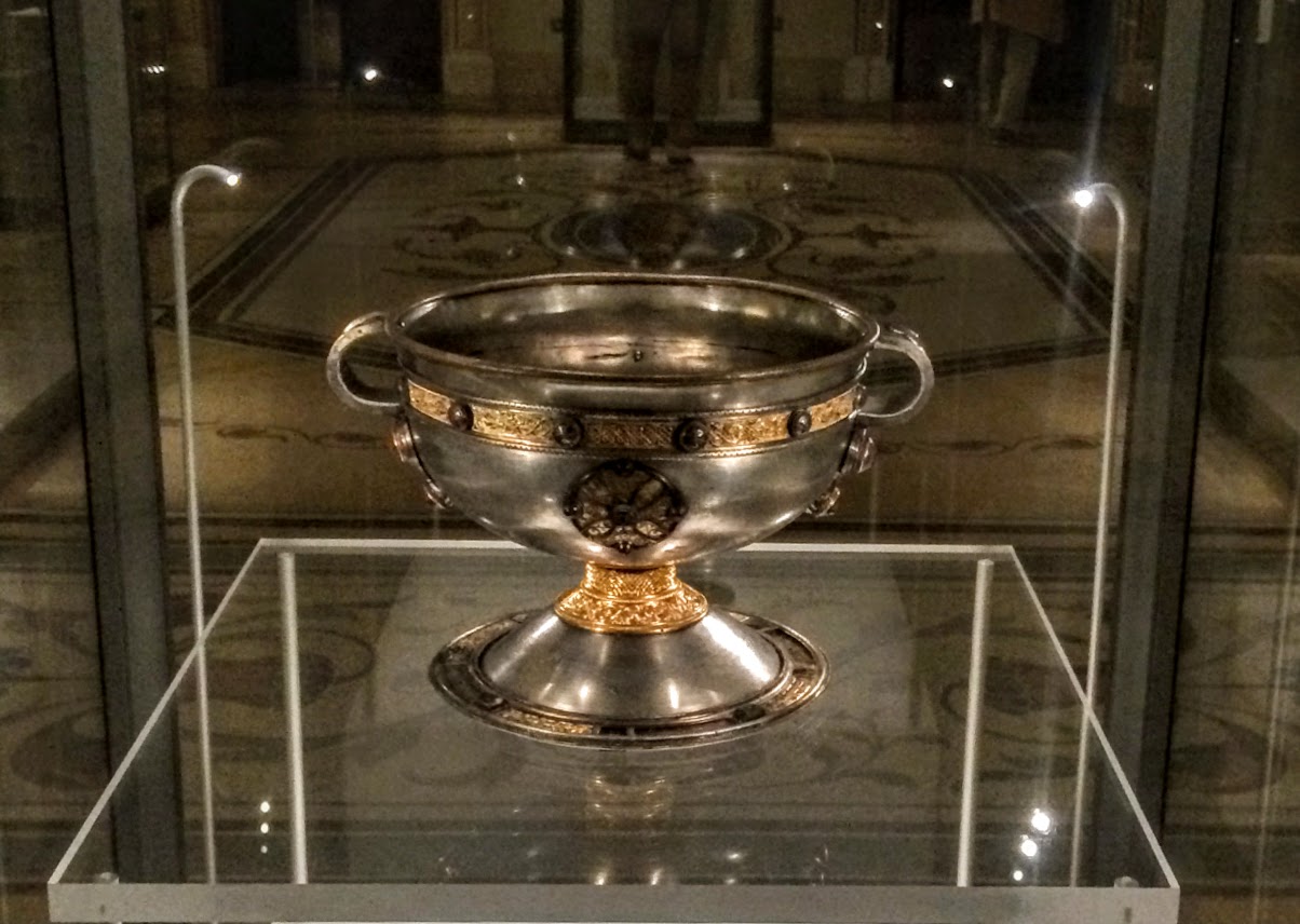 Patrick Comerford: Lifting the Sam Maguire Cup at celebrations in Co ...