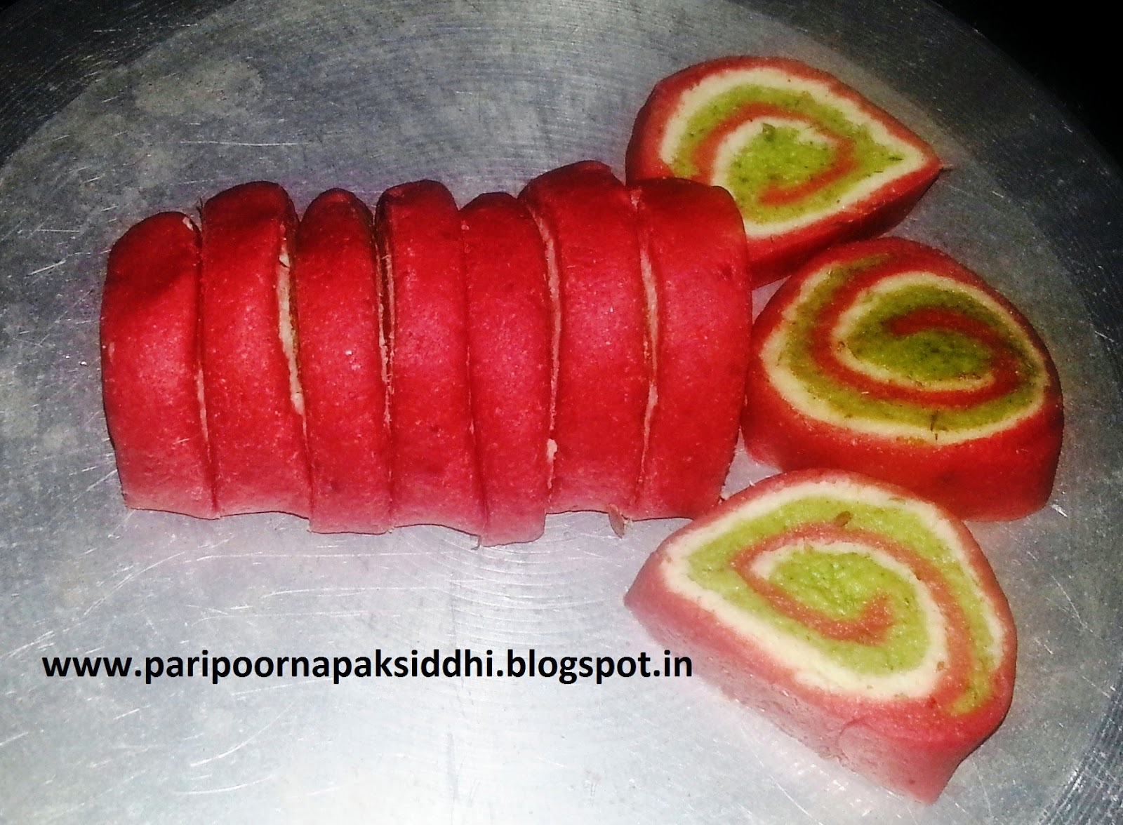 Paripoorna Paksiddhi : TIRANGI PURI / TRI COLOURED PURI