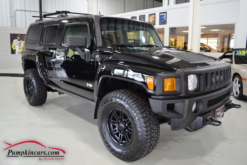 STAND OUT WITH OUR NEW HUMMER H3 WITH 4-WHEEL-DRIVE!!