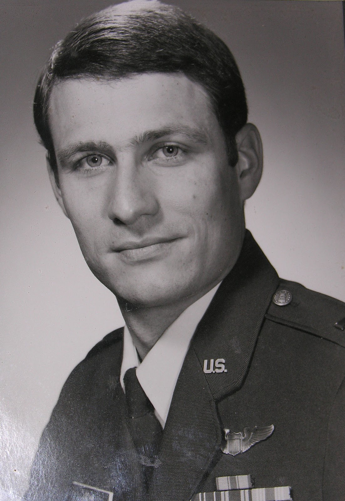 PICTURE THIS !!!: May 2012 airplane photos, travel pics, karl novak blog