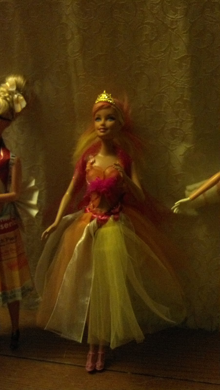 The Blue Robins' Nest: Barbie Project Runway 2012