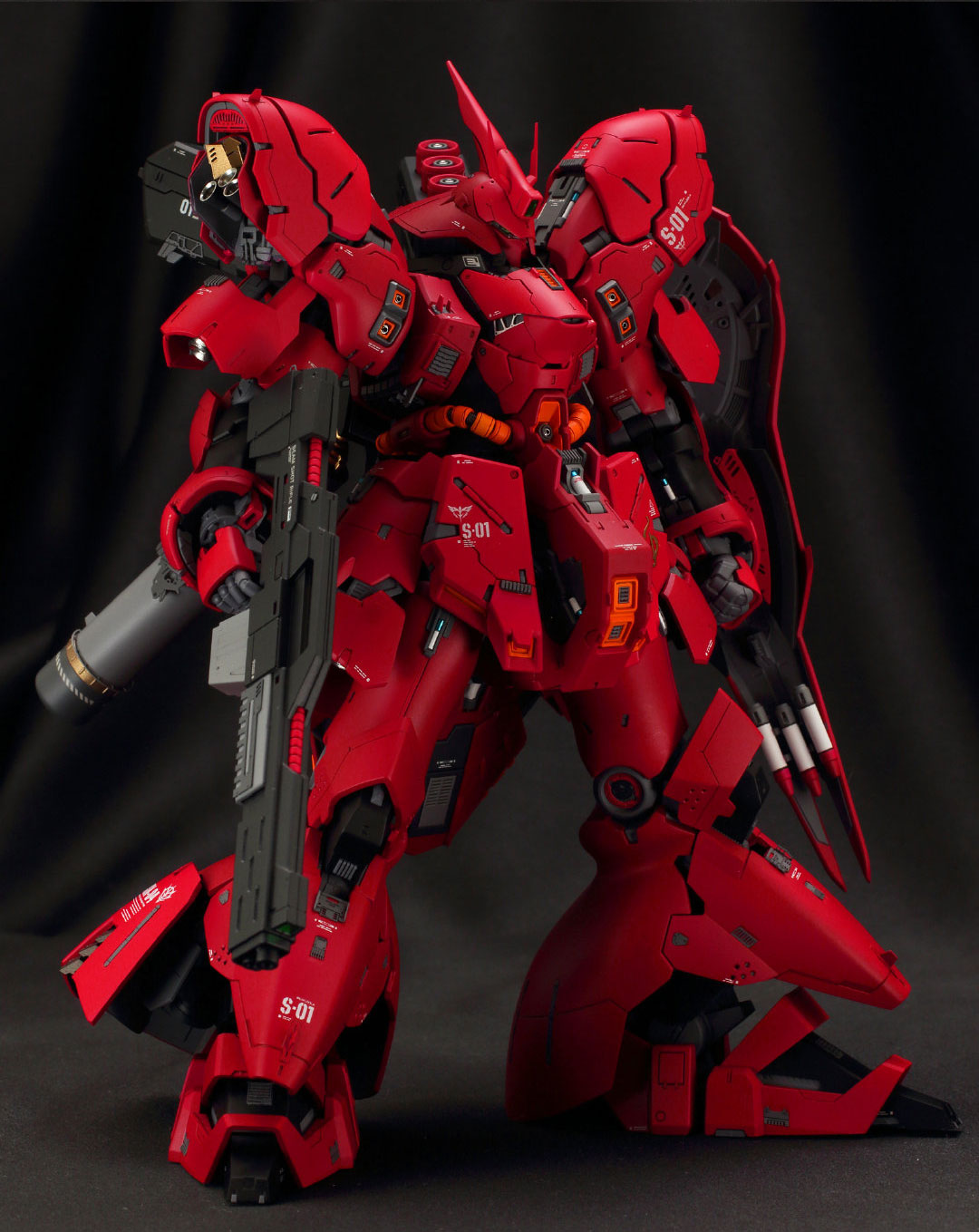 Custom Build: RG 1/144 MSN-04 Sazabi [Detailed]
