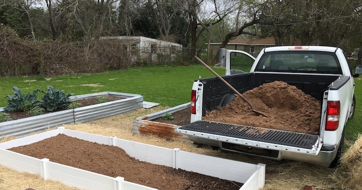 stuff from ellen's head: one woman, one shovel, two yards of dirt