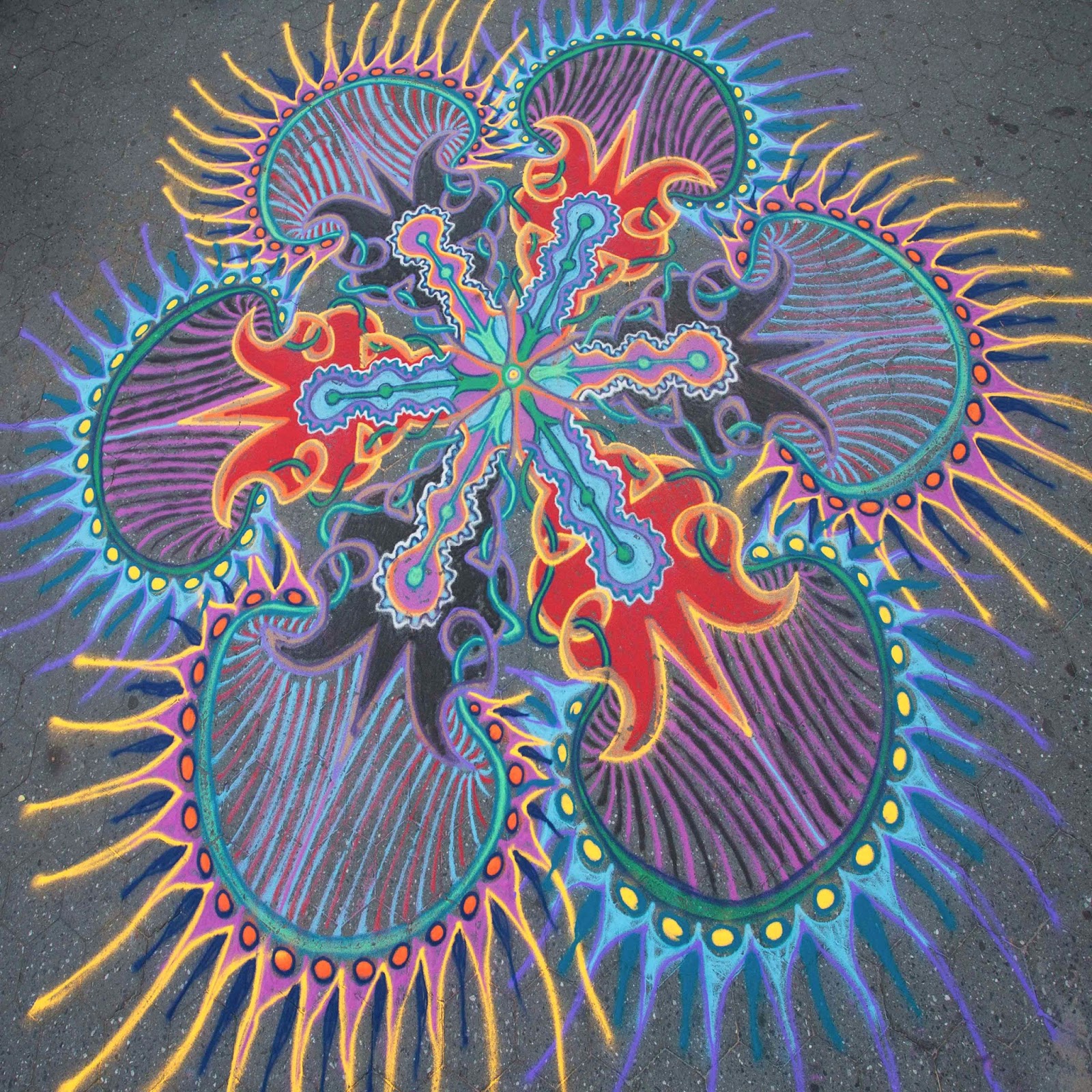 Geometric Sand Paintings by Joe Mangrum