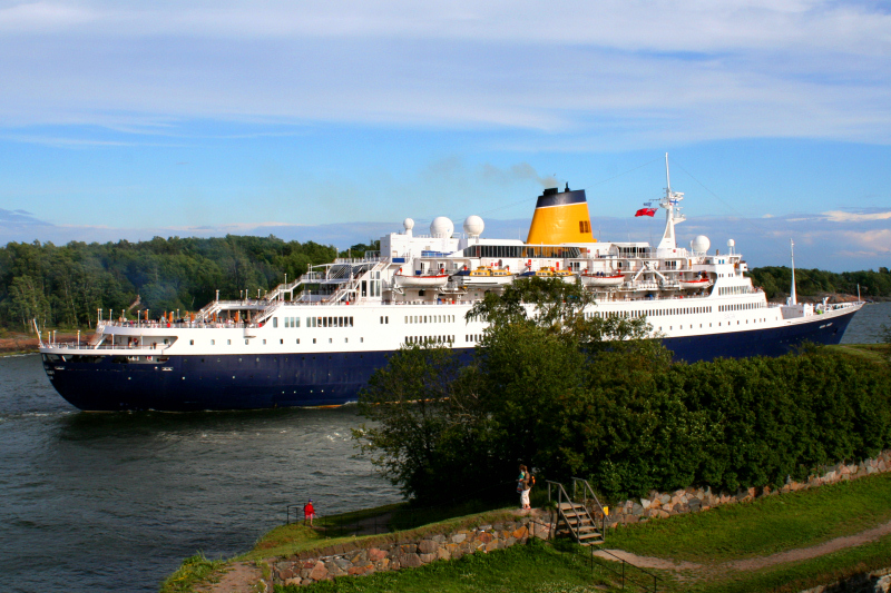 kships: Saga Ruby, 9 July 2008