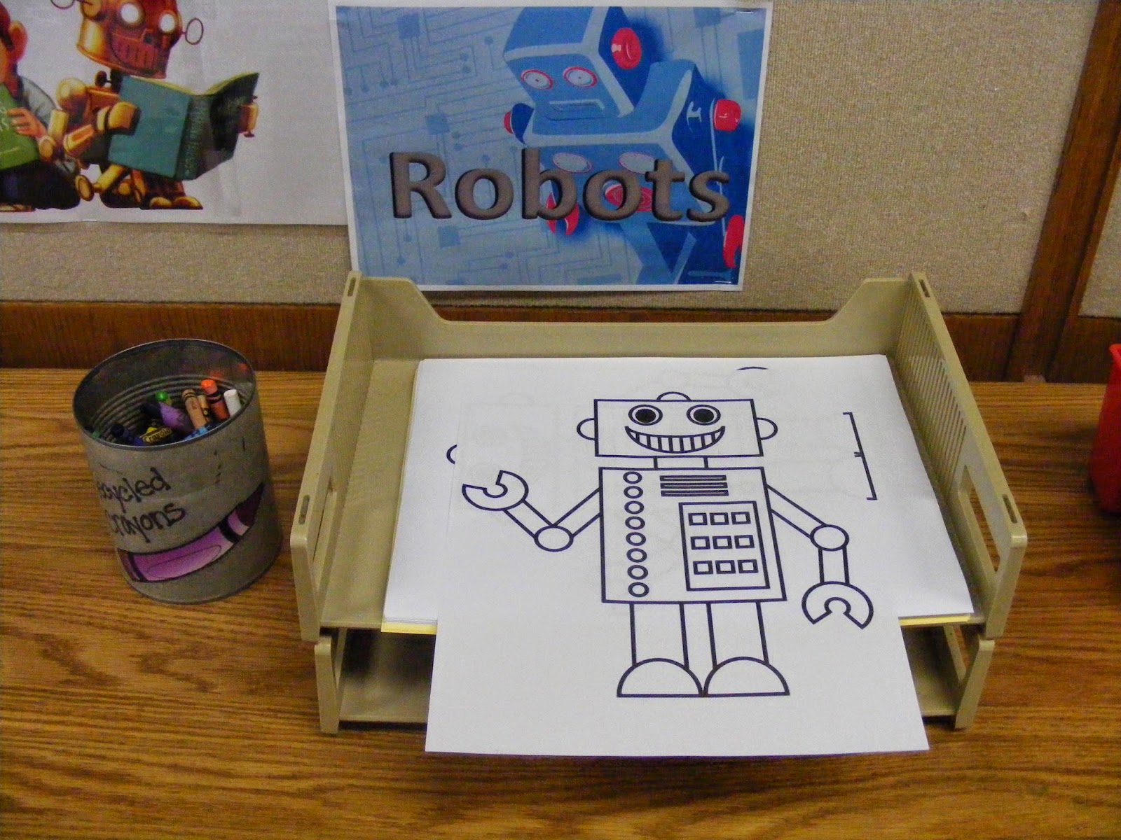 Stories Rhymes and Singalong Times!: DIY Table: ROBOTS!