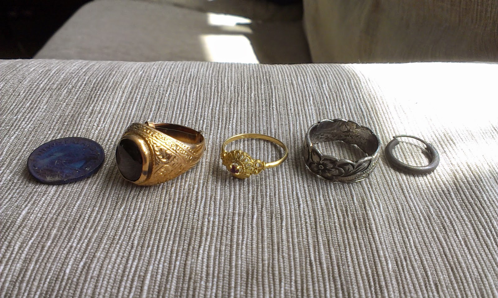 Auckland Metal Detecting Ring Recovery Services Breaking A Gold auckland-metal-detecting-ring-recovery-services-breaking-a-gold