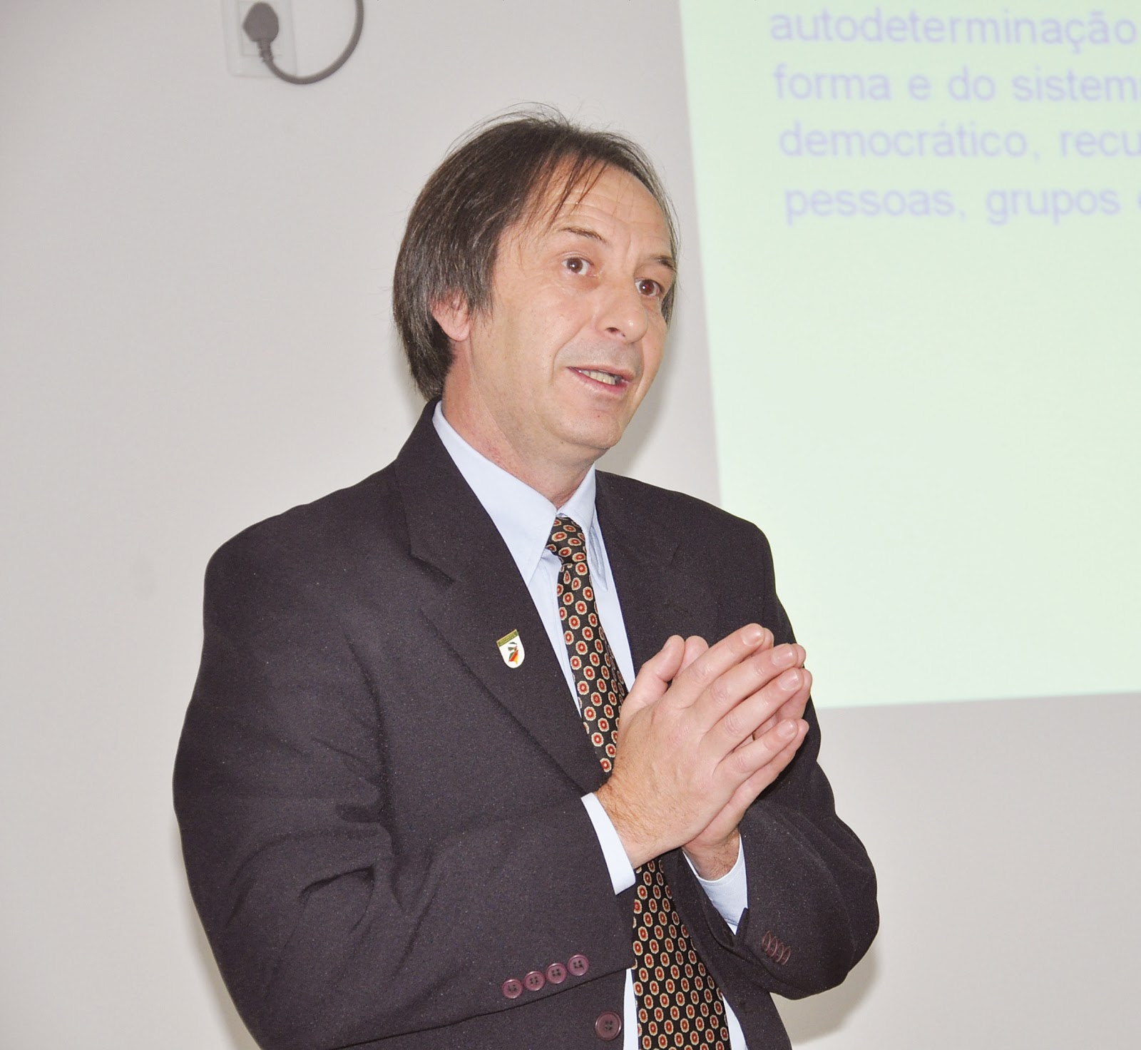 HISTÓRIA DE BRUSQUE: 25 DE JULHO: DIA DO ESCRITOR