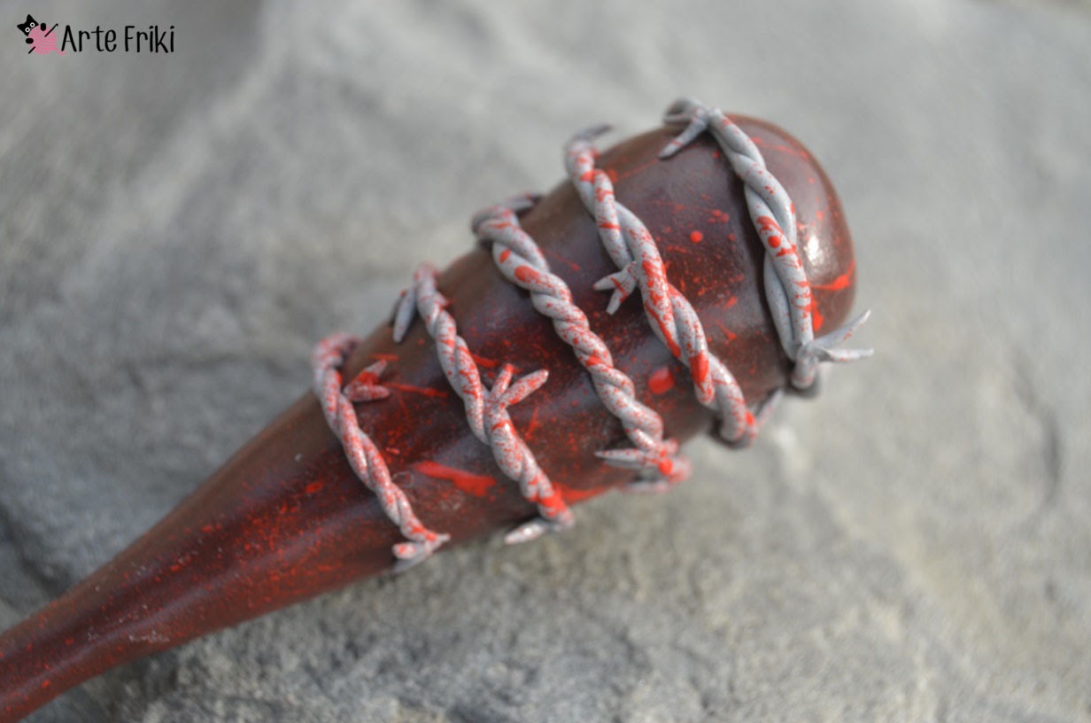 Aguja de Crochet Lucille (TWD) - Arte Friki