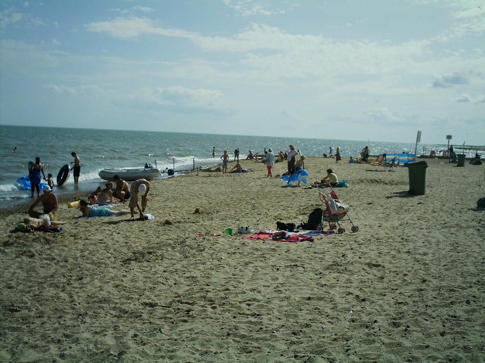 EXTOPIA: Frinton-On-Sea is The Place To Be