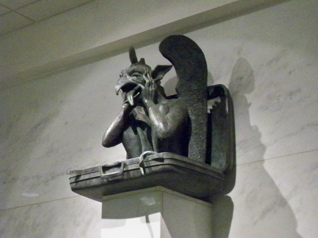 The Land of Melting Shadows: Weird Wednesday ~ Denver Int'l Airport