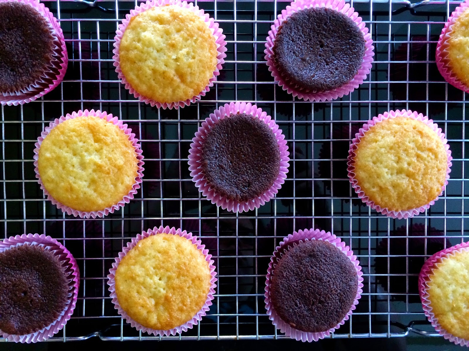 The Nerdy Chef: Vanilla Cupcakes