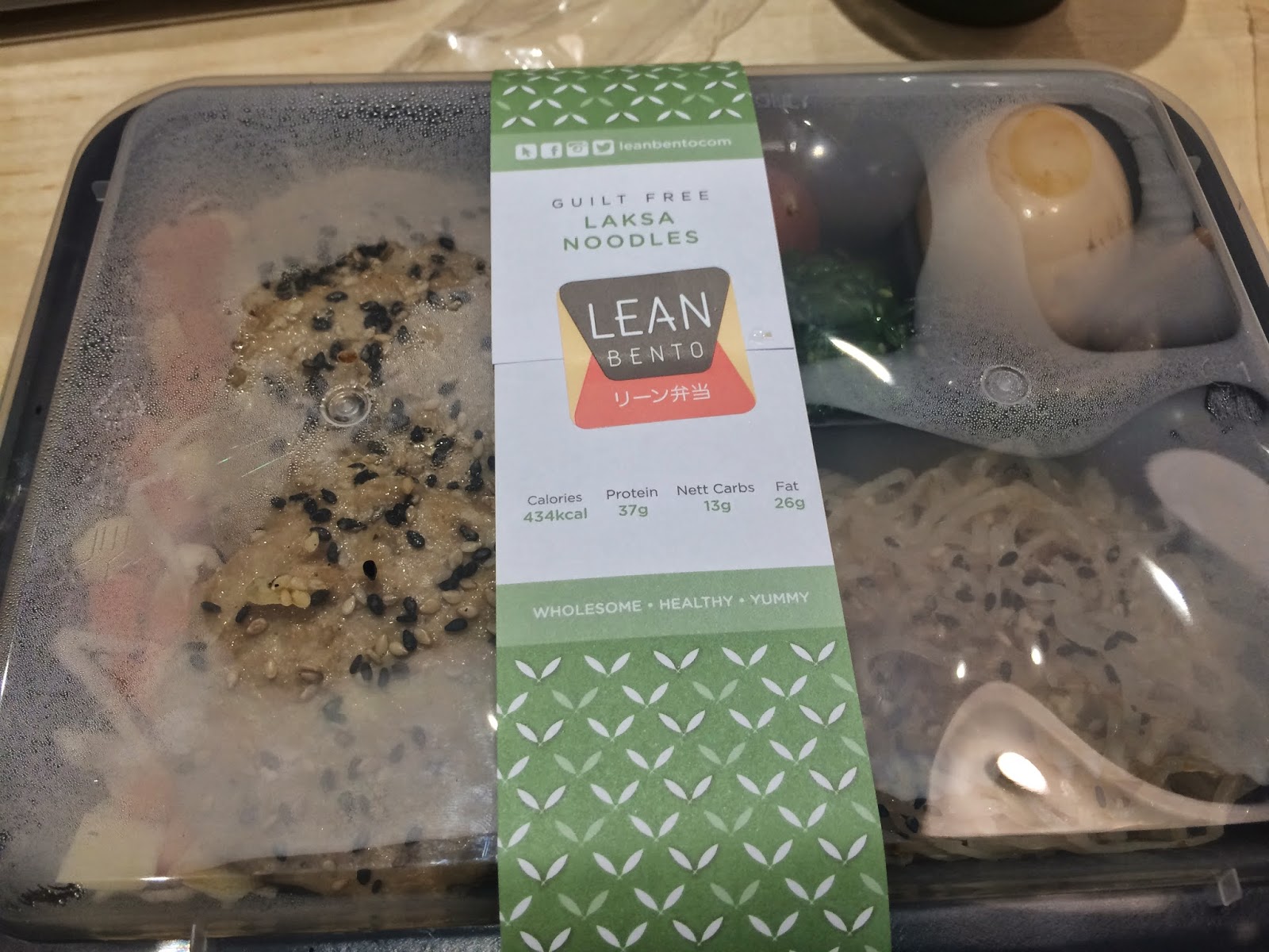 THINKING OUT LOUD: Dining Out - Lean Bento