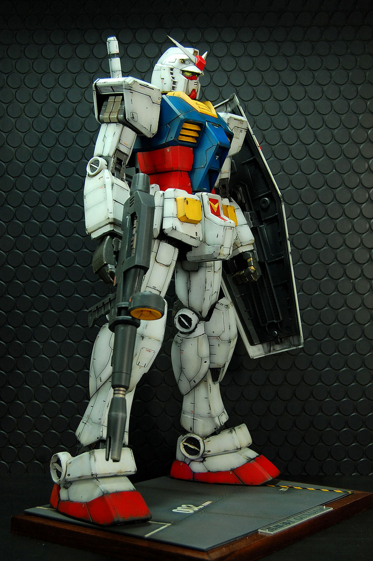 Painted Build: Mega Size 1/48 RX-78-2 Gundam