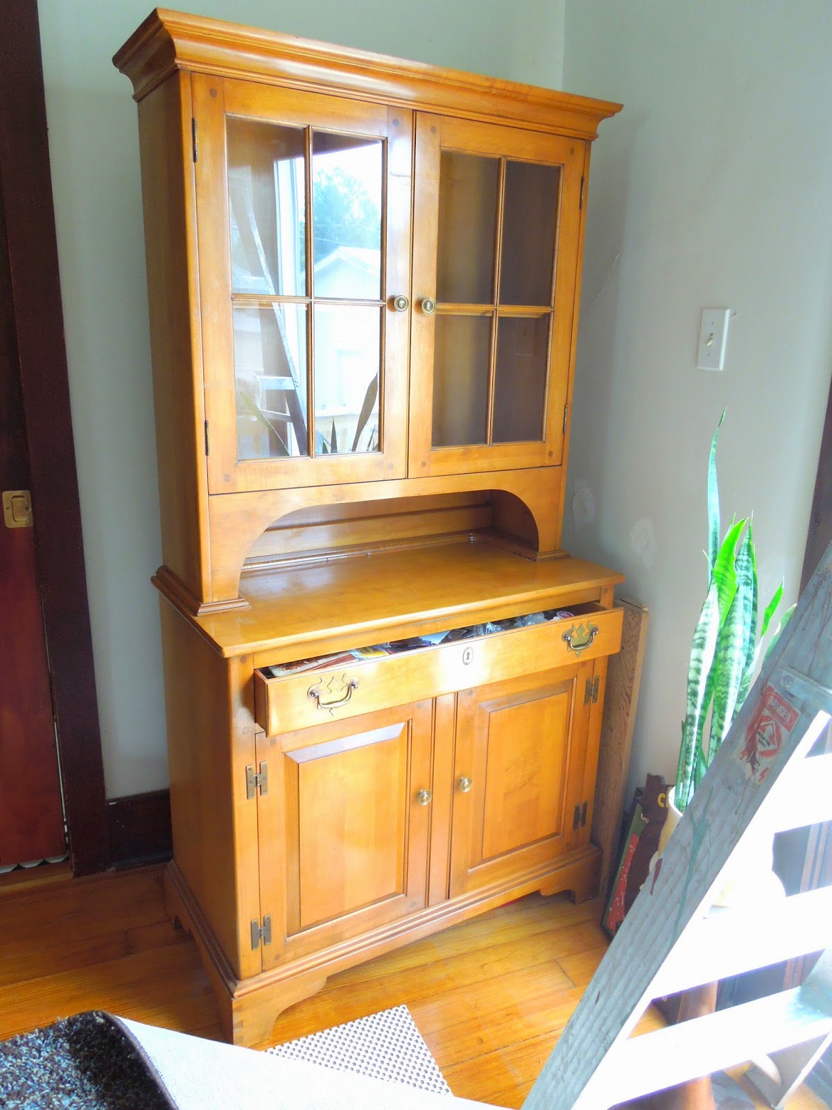 Our Arts and Crafts Home: Instant Kitchen Cabinet