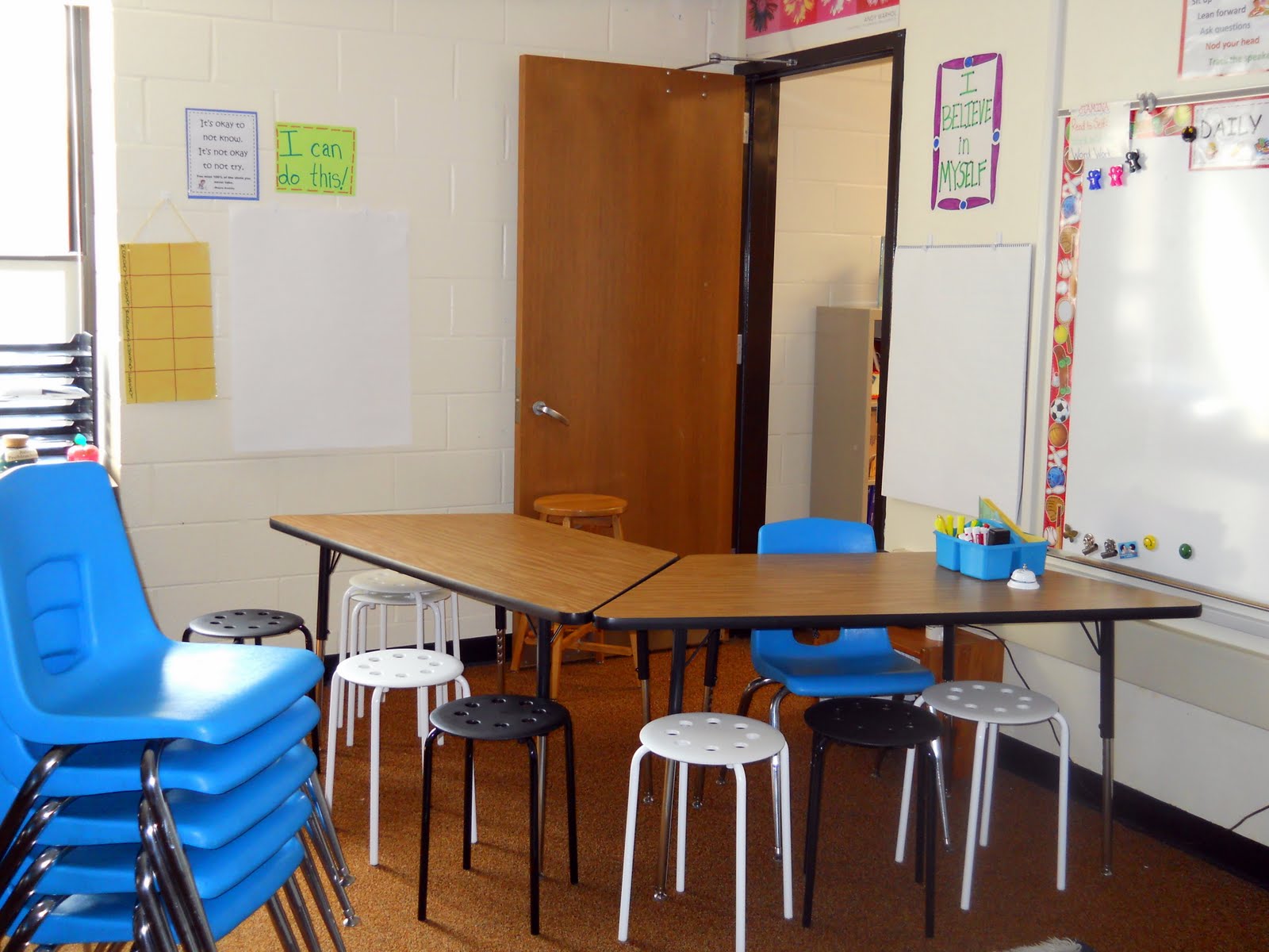 Juice Boxes and Crayolas: MY CLASSROOM IS FINISHED!!! (and other ...