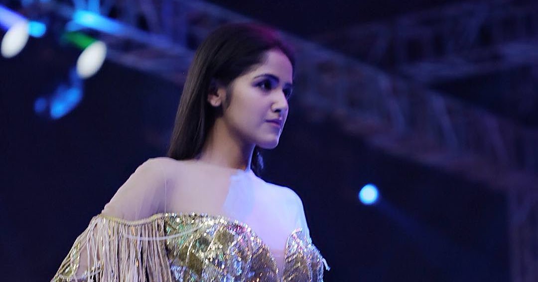 Top Model India Cycle 1 10th Episode : Finale Runway - MforModels