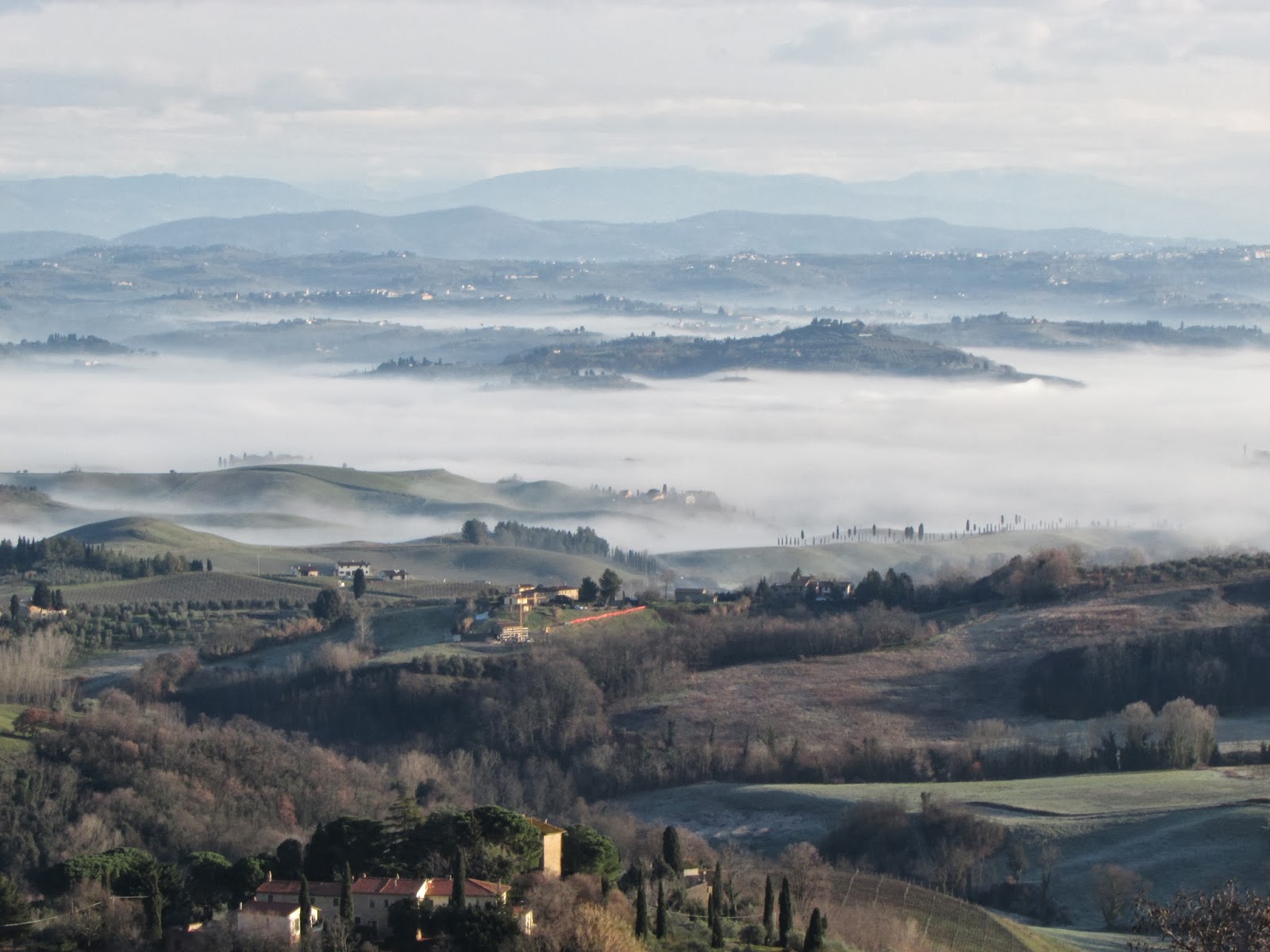 L'alba sulla collina: gennaio 2014