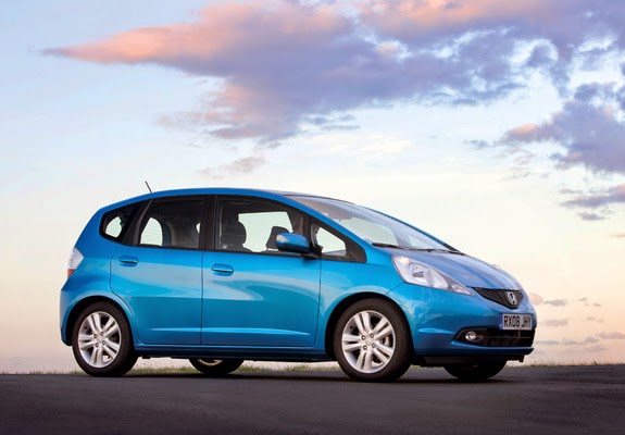 THE ULTIMATE CAR GUIDE: Honda Jazz - Generation 2.1 (2008-2011)