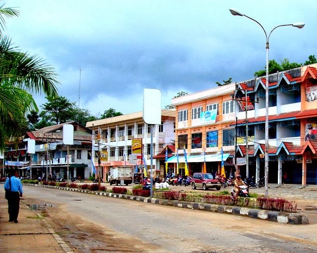 KOTA - KOTA DI TANAH DAYAK: Sanggau, Kalbar Indonesia
