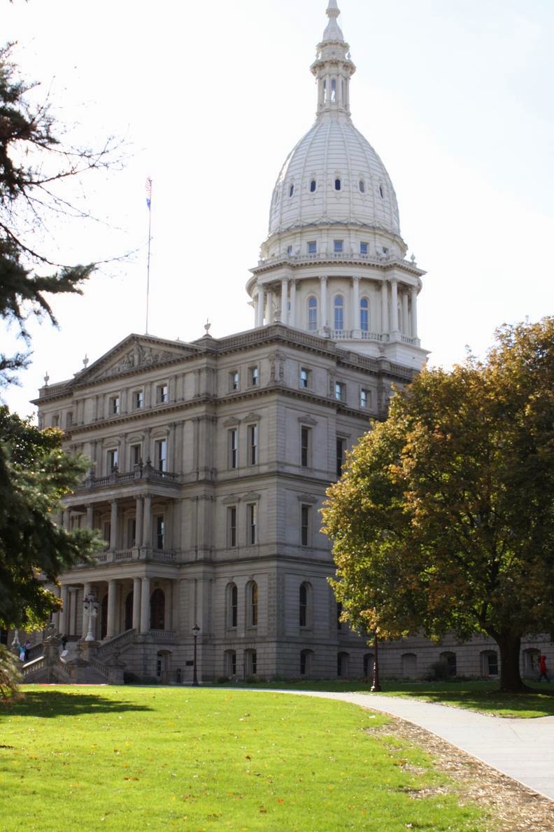 Michigan Exposures: The Michigan State Capitol Building