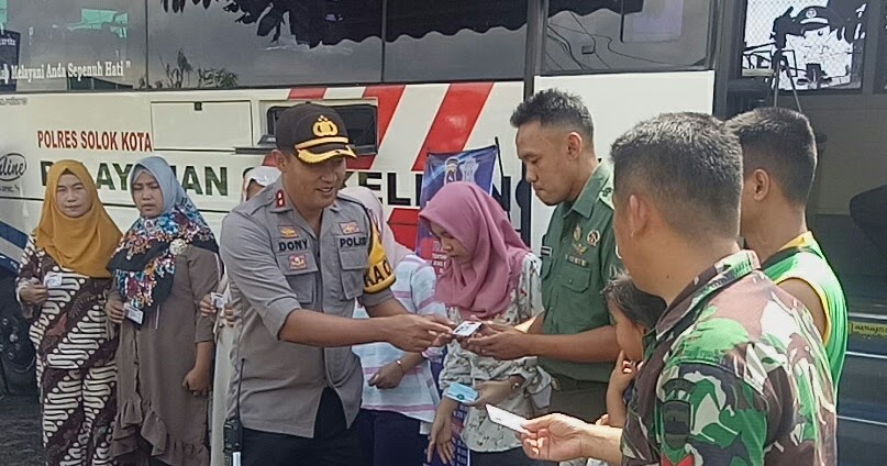 Polres Solok Kota Fasilitasi Pembuatan SIM Kolektif Bagi Keluarga Besar ...