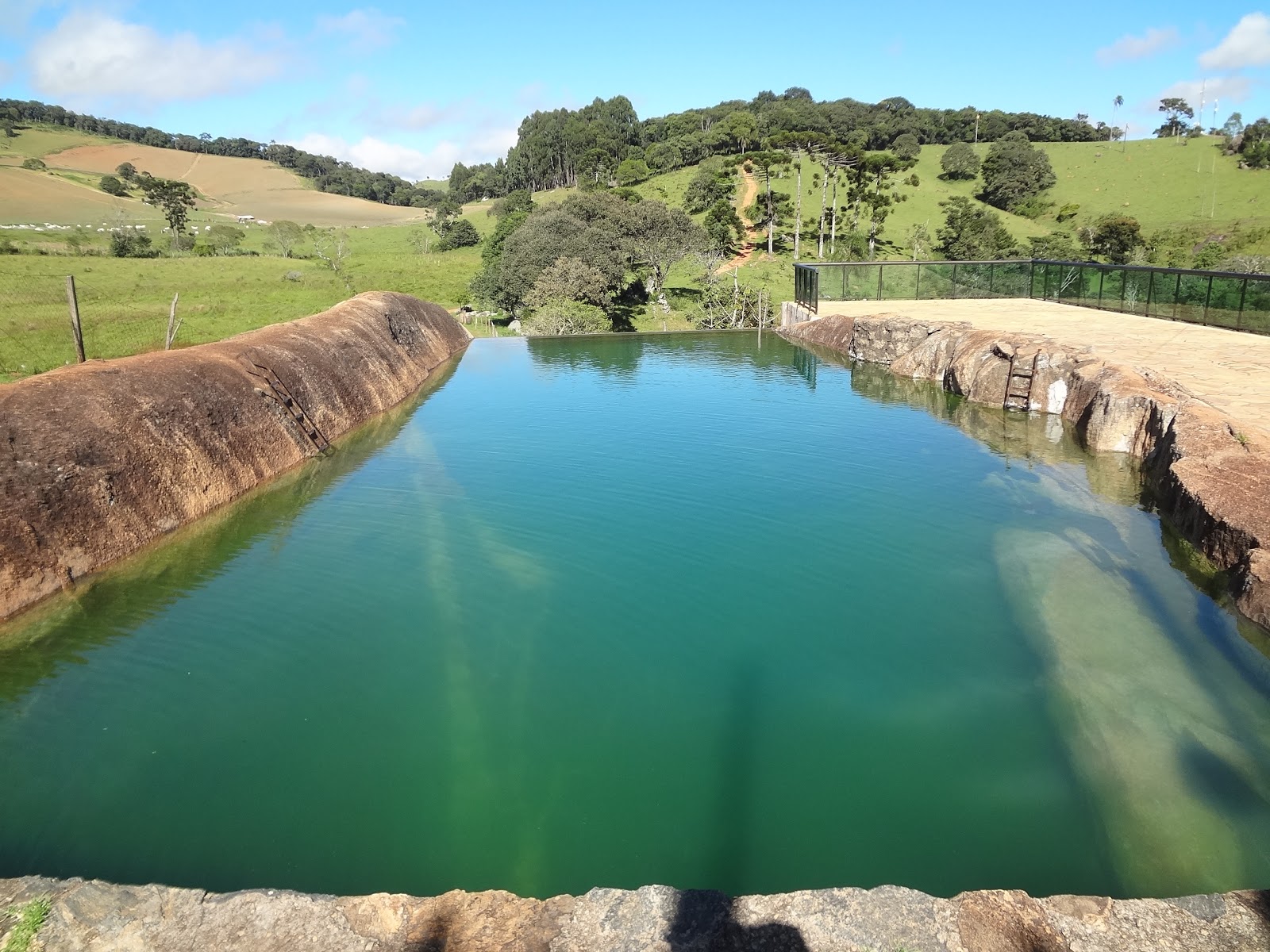 Pé de Natureza: Pedra Chata em Itapeva, o pico pra relaxar - MG