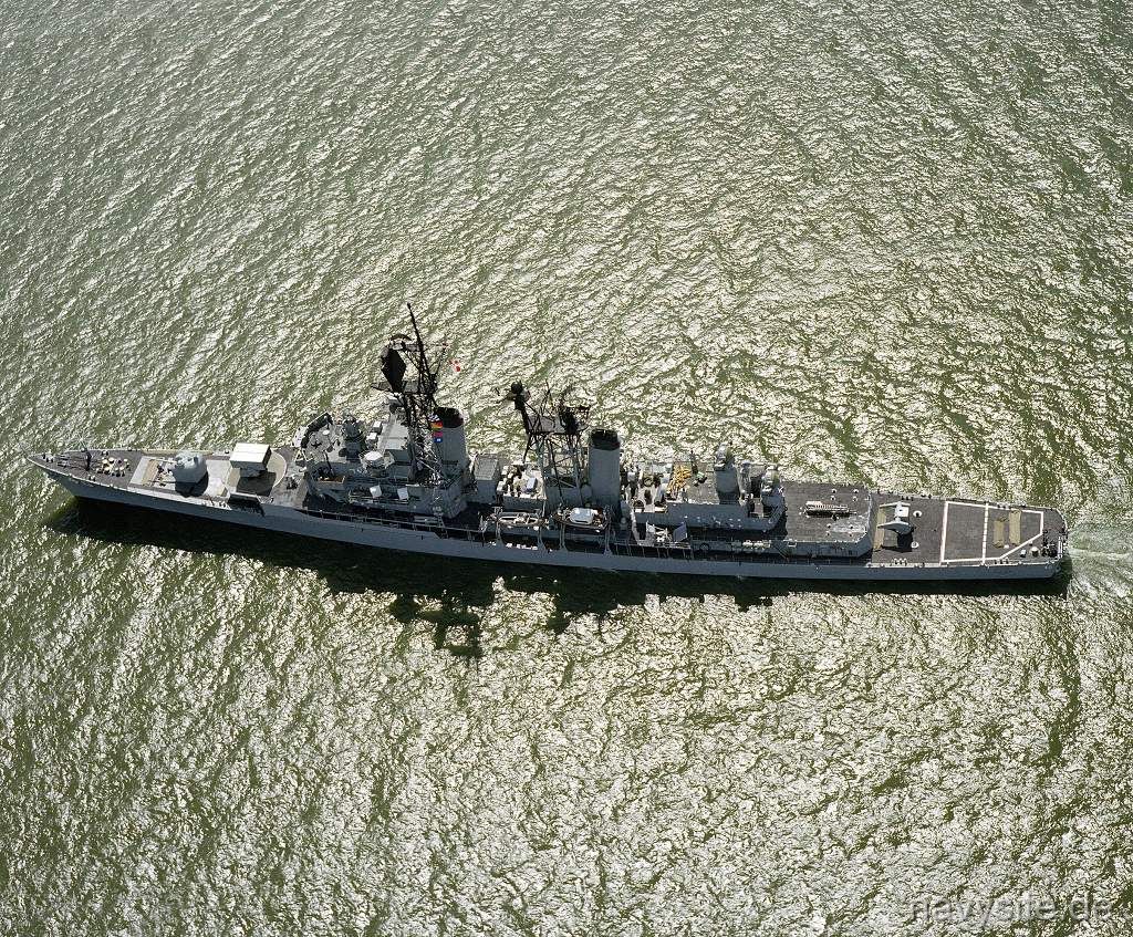 Naval Warfare: USS Coontz (DLG-9, DDG-40)