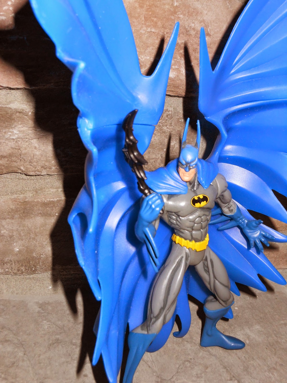 Emperor Dinobot's giant Batman figure database and review site!: Batman ...