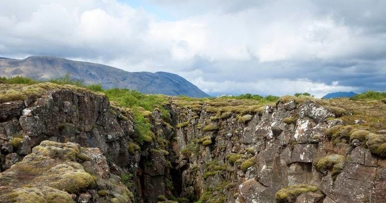 A Rift Runs Through It: Iceland’s Divergence of the Plates ~ Kuriositas