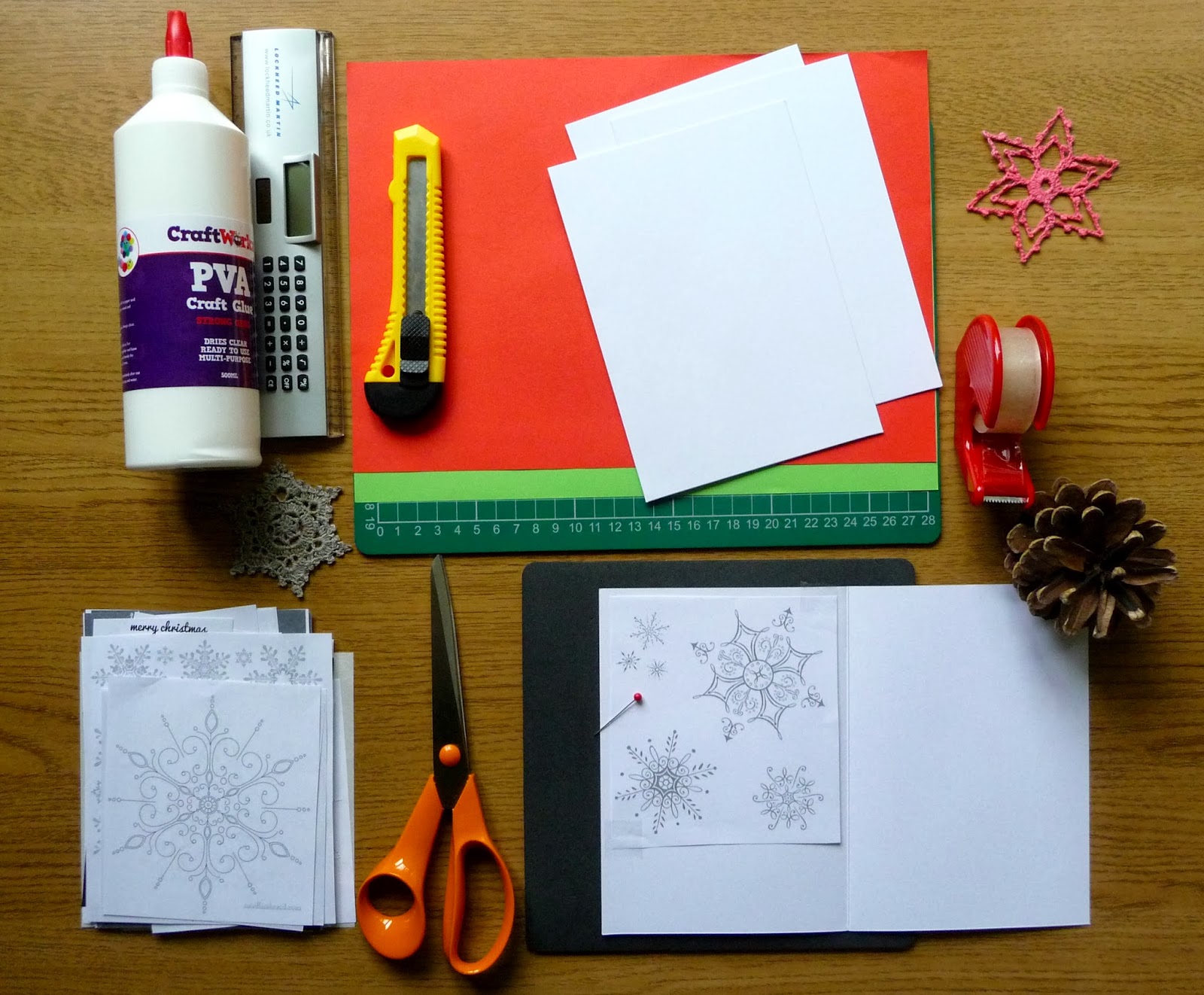 Handcrafted By Eva Kuno: Homemade Christmas Cards - pinhole greatness