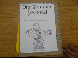 First Grade Fanatic!: Science Cover for Journal/Notebook FREEBIE!!!