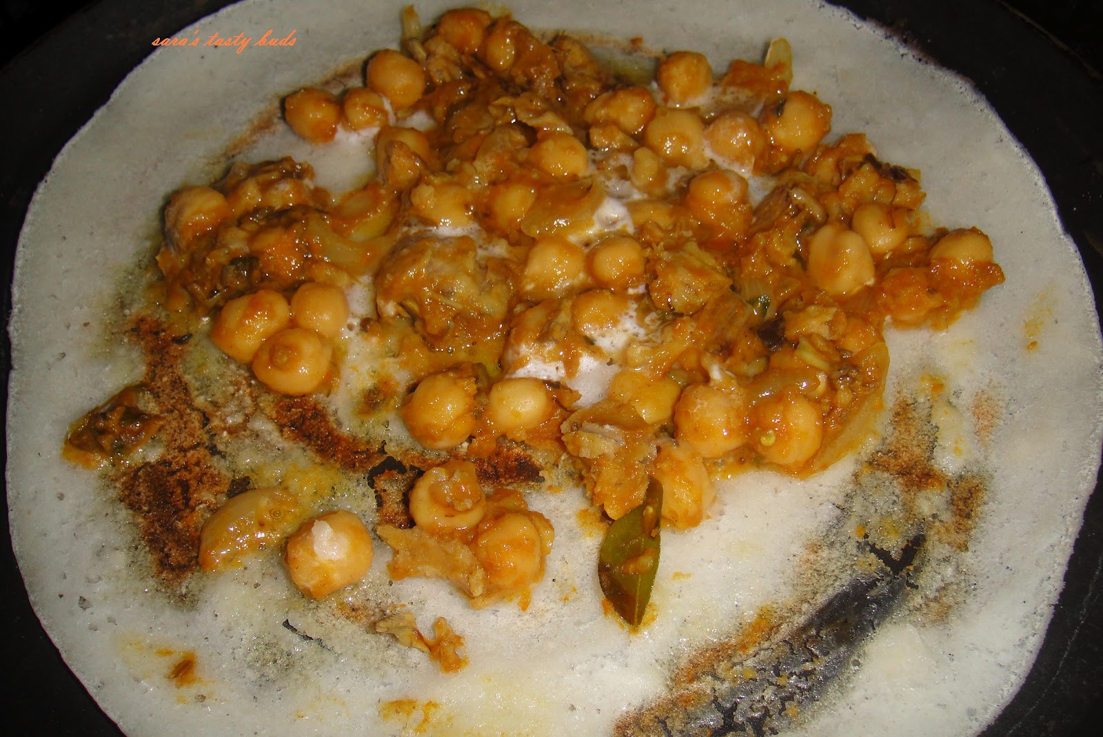 SARA'S TASTY BUDS: Channa masala dosa