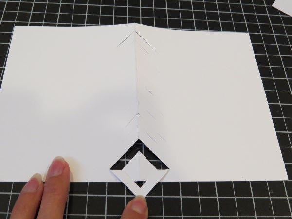 Tamara's Paper Trail: Braided Paper Tutorial