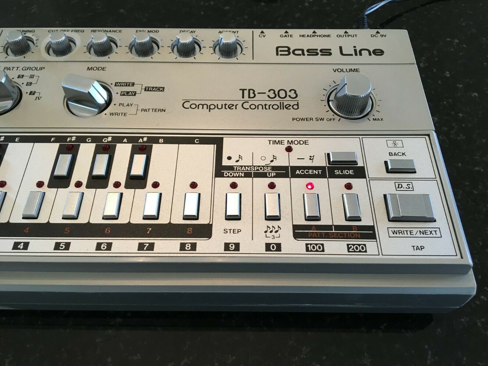 MATRIXSYNTH: Roland TB-303 Bass Line Synthesizer - With Manual + PSU ...