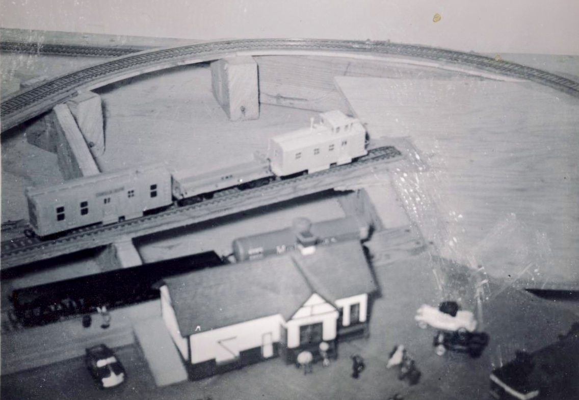 Model Railroad Minutiae: The first Troll & Elfin model RR