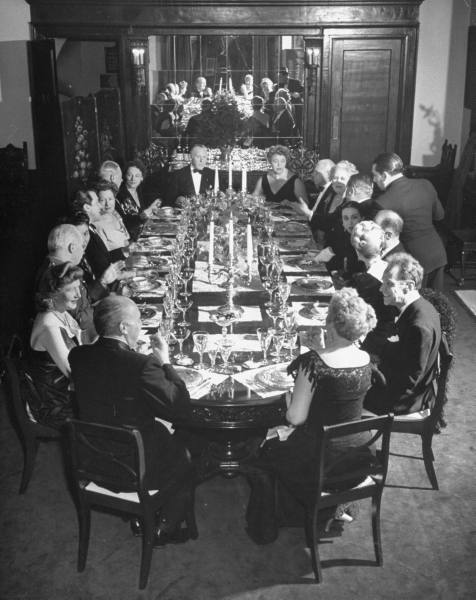 Lindaraxa: How To Give A Successful Dinner Party...The Guest List