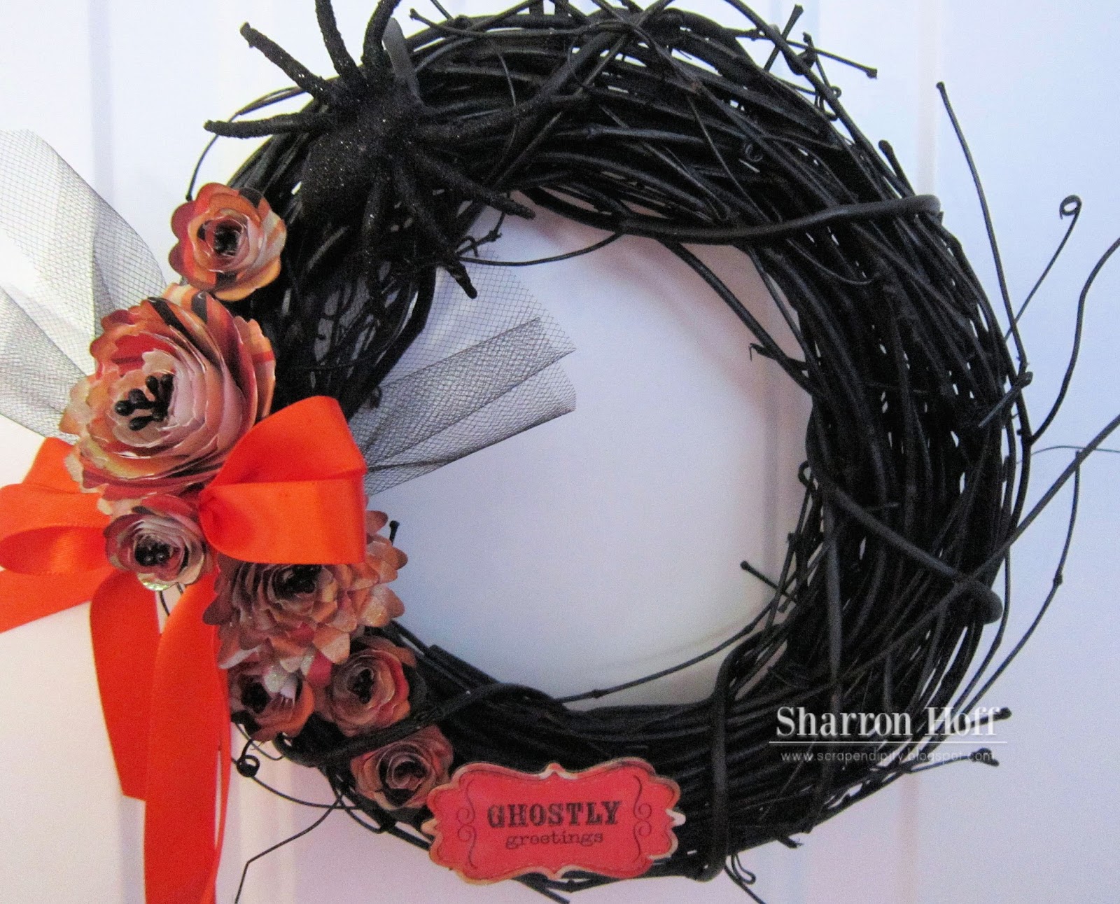 Scrapendipity: 3D Wednesday - Halloween Wreath